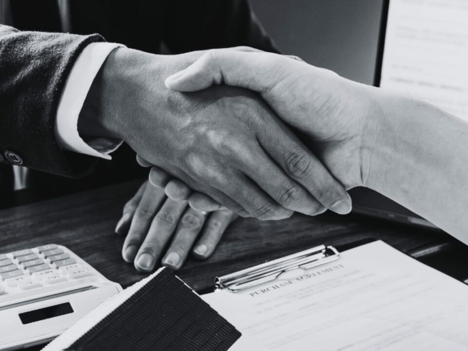 Key Considerations For Company Structuring & Re-Structuring In the UAE ...
